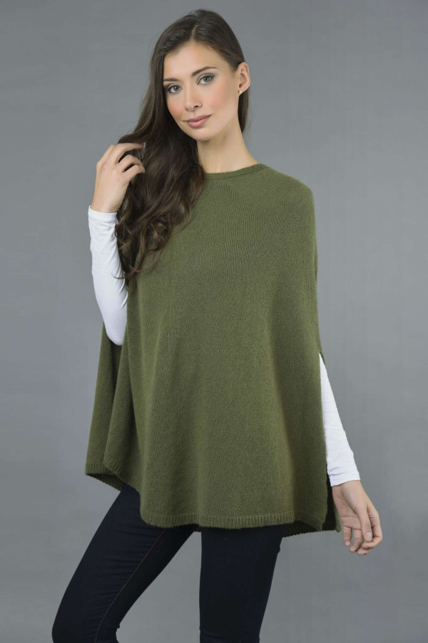 Mantella puro cashmere colore Verde loden | italyincashmere.com