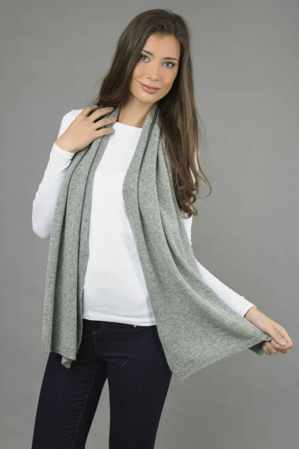Cashmere scarf in Light grey (100% Pure) | italyincashmere.com